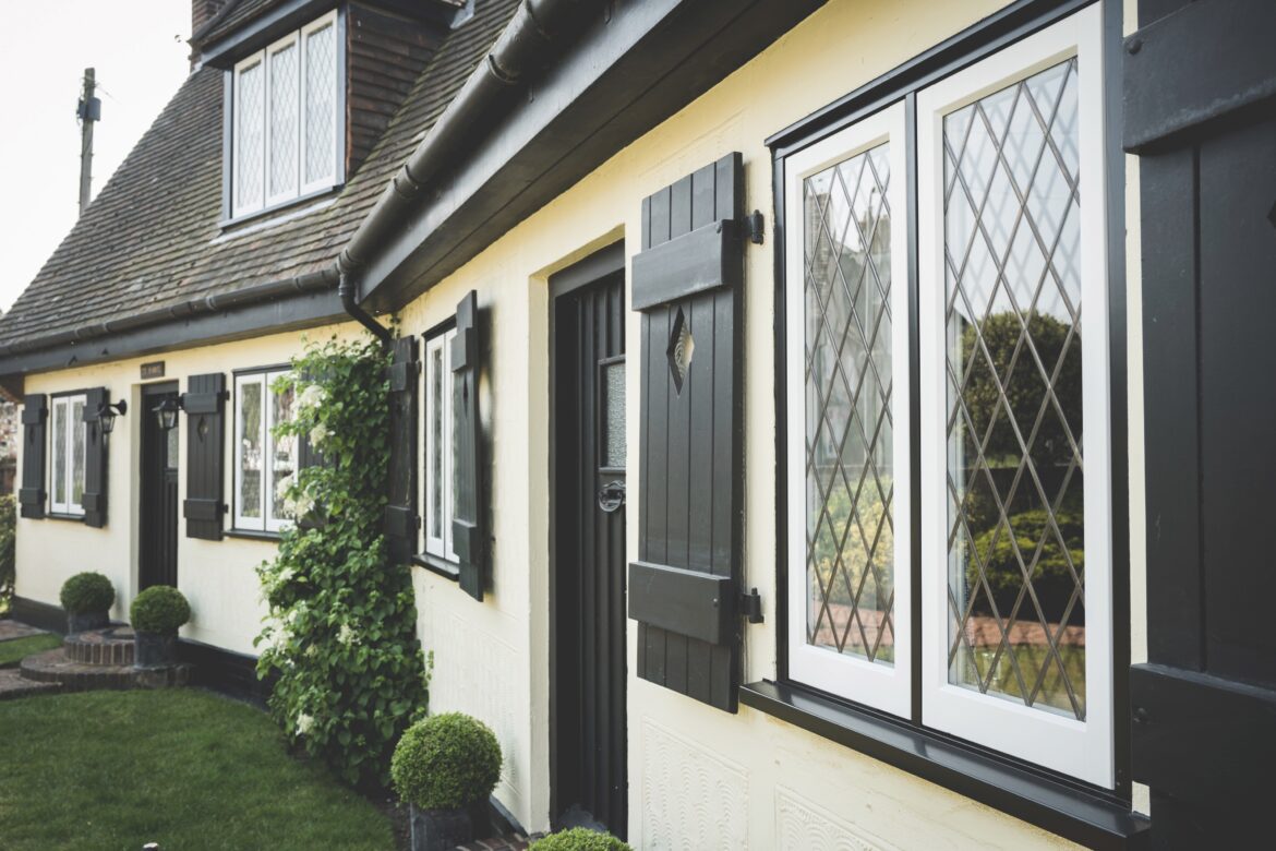 Hatches bespoke windows and doors - Cambridge Edition